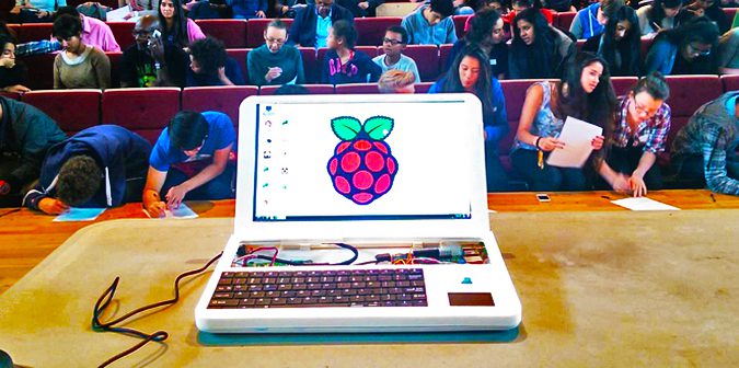 3D Printed Raspberry Pi Laptop Kit That Anyone Can Build