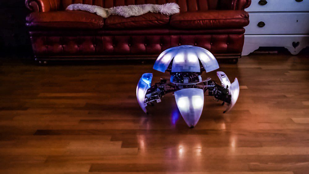 Check out the Rolling and Transforming Robot MorpHex MKIII [Video ...