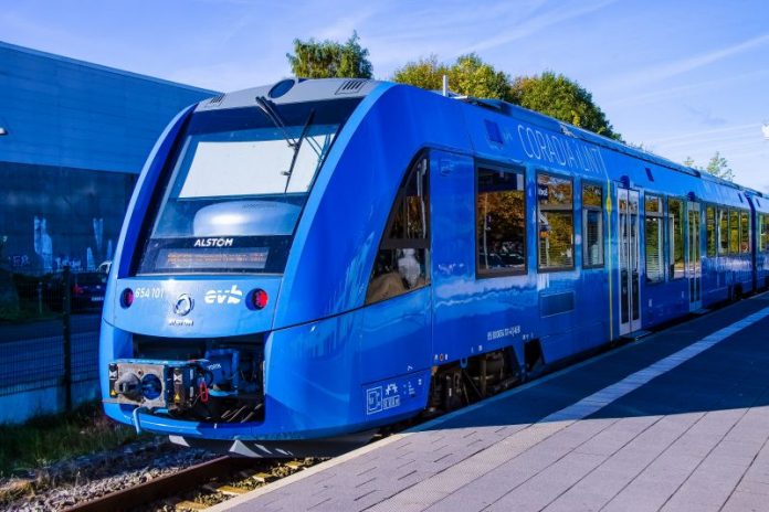 Hydrail: Hydrogen-Powered Trains to Pioneer the Way We Travel - TechAcute