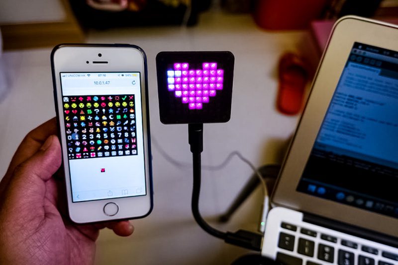 USB Pixel Emoji Signage DIY Project in 9 Steps – TechAcute