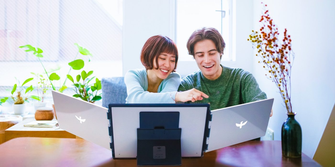 Former Slidenjoy Startup Starts Shipping Slide-Out Monitors