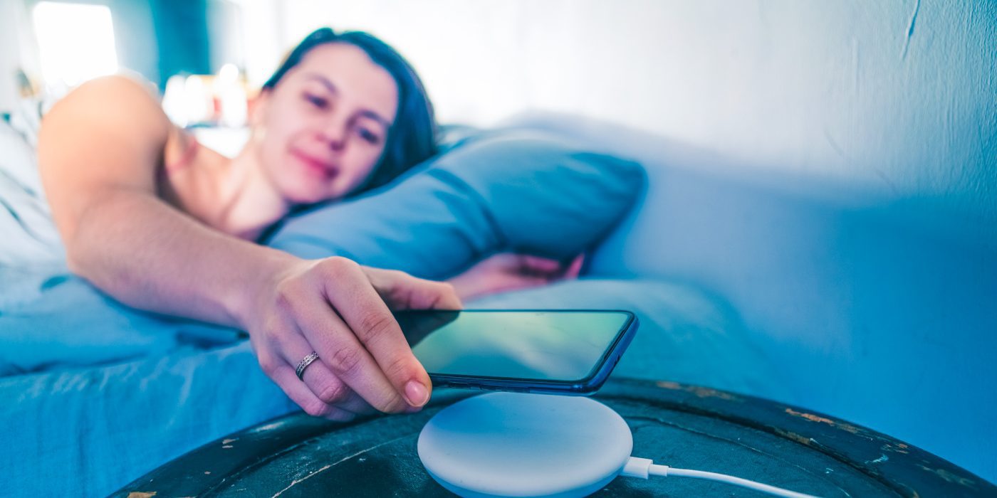 What Is Adaptive Charging & Why Is It Good for Your Smartphone?