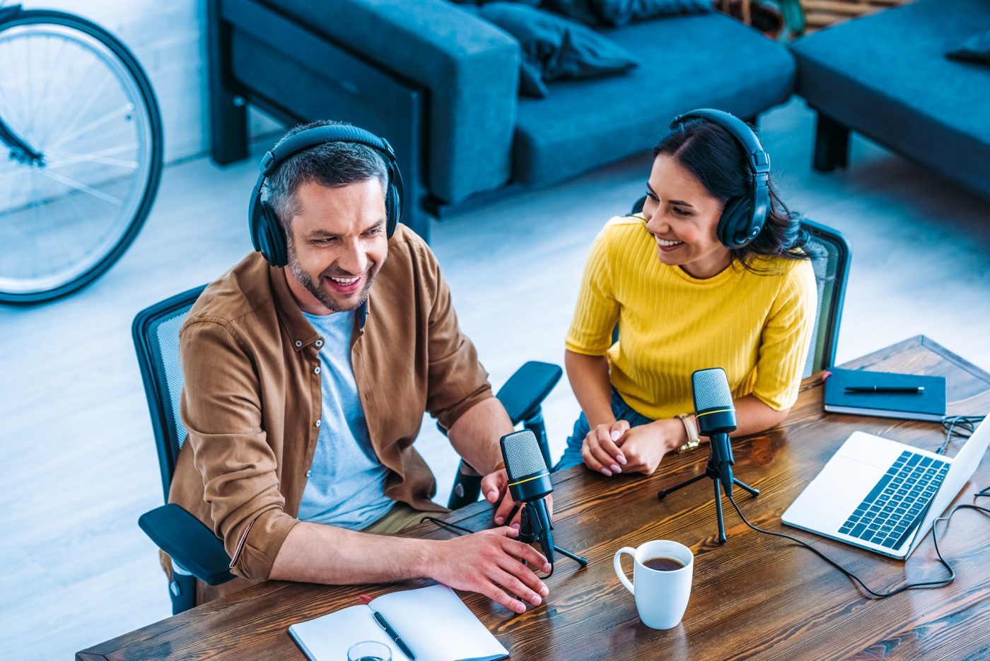 How to Start a Podcast: Tips, Tricks, and Technical Advice