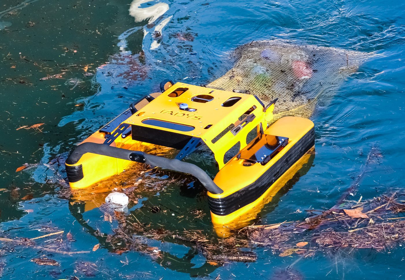 Startup Designs Jellyfishbot to Eat Water Waste – TechAcute