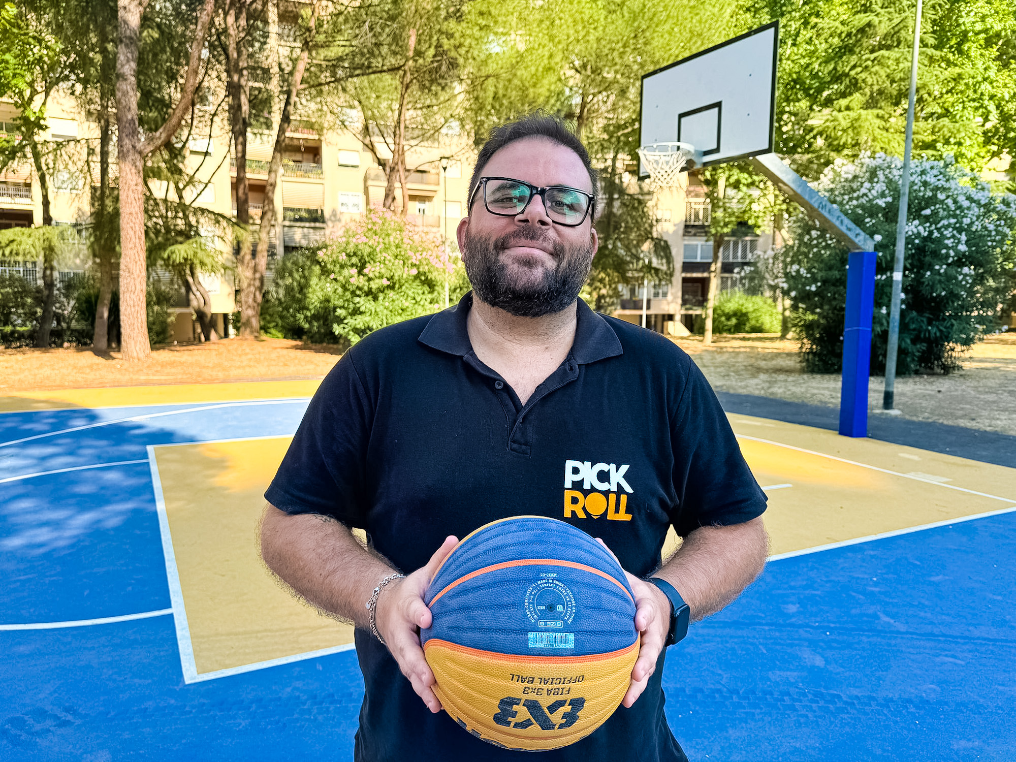 Pick-Roll App Connects Basketball Players and Courts – TechAcute